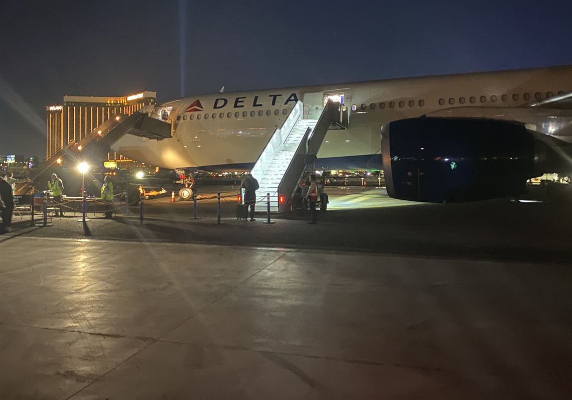 Steelers Team Plane The Pittsburgh Steelers Are Safe And On Their Way
