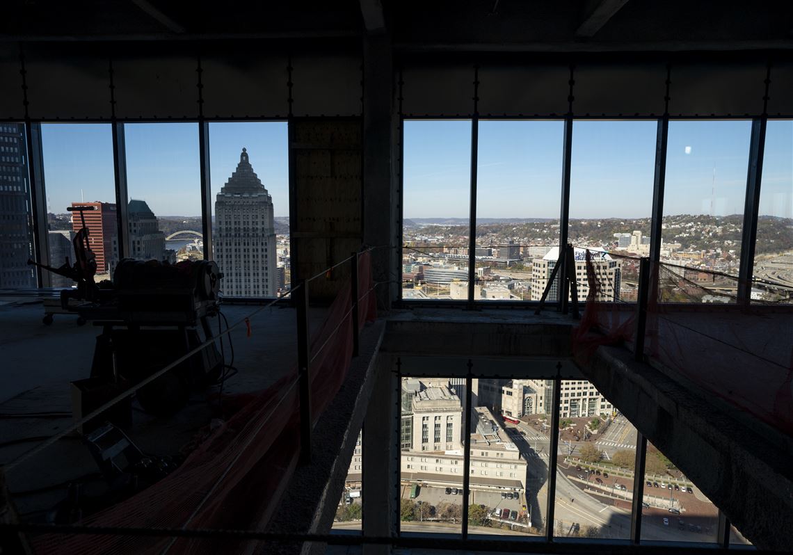 Another frontier: With facade all but finished, new FNB tower stretches ...
