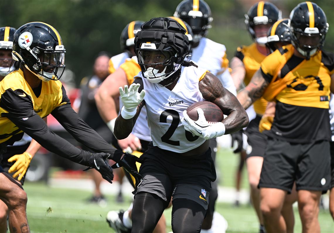 Steelers RB Kaleb Johnson ready to practice in full pads on Tuesday ...
