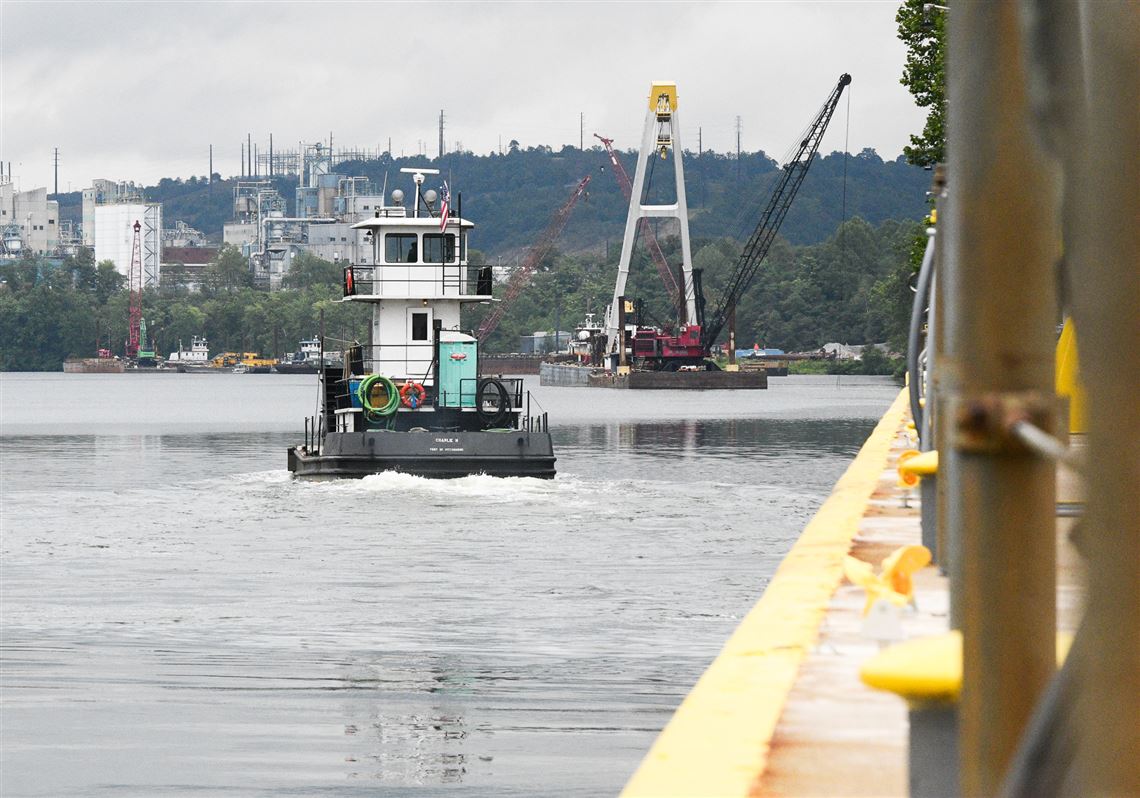 Major upgrade underway on Ohio River’s Montgomery Locks and Dam ...
