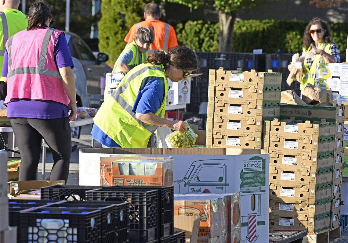 Food pantries overwhelmed as thousands across Pittsburgh miss SNAP ...
