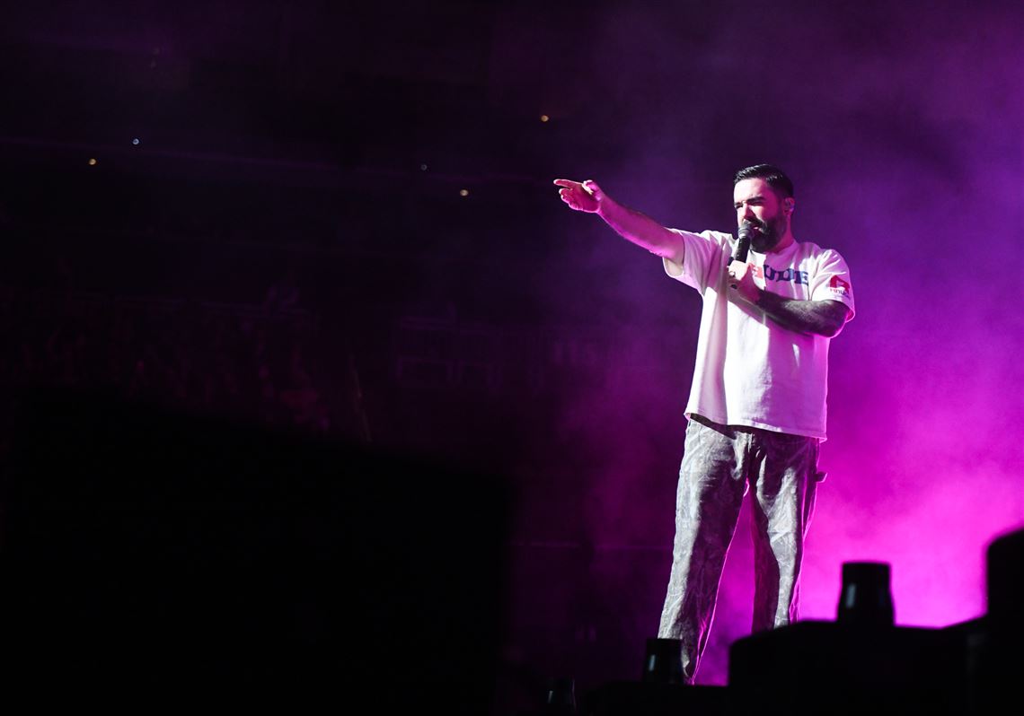 Review: Pop-punk goes arena-rock with Maximum Fun Tour at PPG Paints ...
