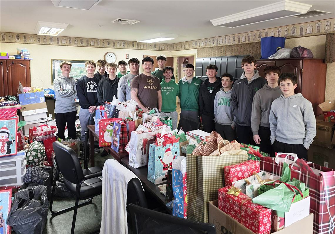 'It gave me hope': Pittsburgh-area Christmas gift giveaway brings ...