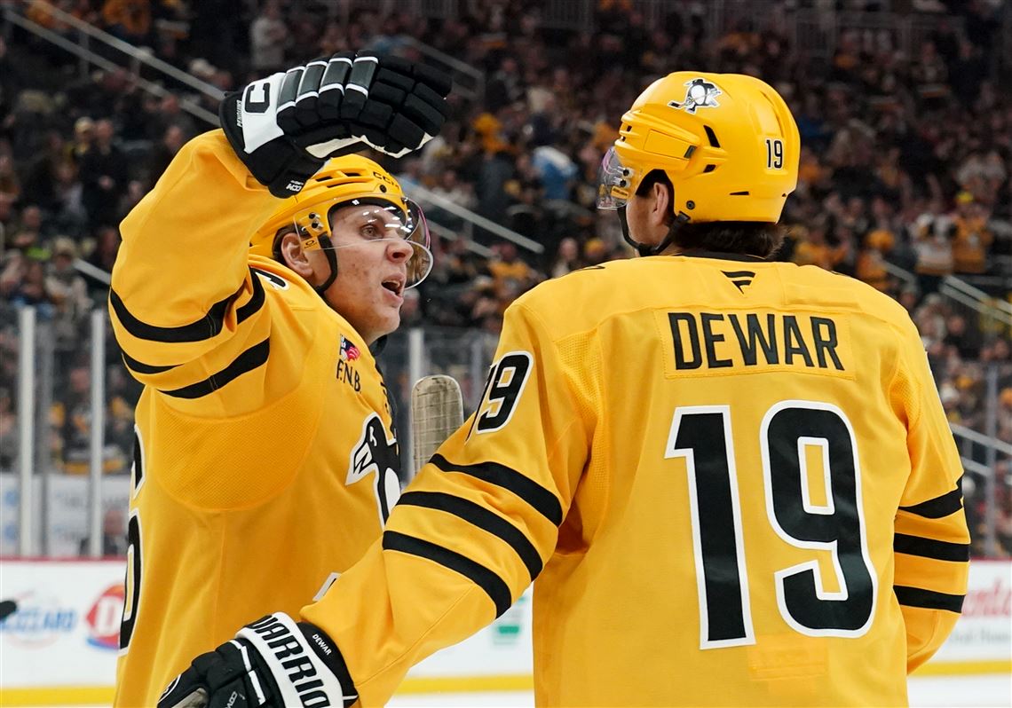 Penguins dominate Blackhawks for fifth straight win as Connor Dewar ...
