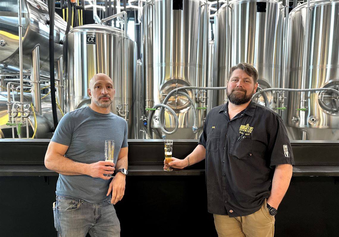 Pittsburgh restaurant news: Lucatino opens in Carnegie; Burghers ...