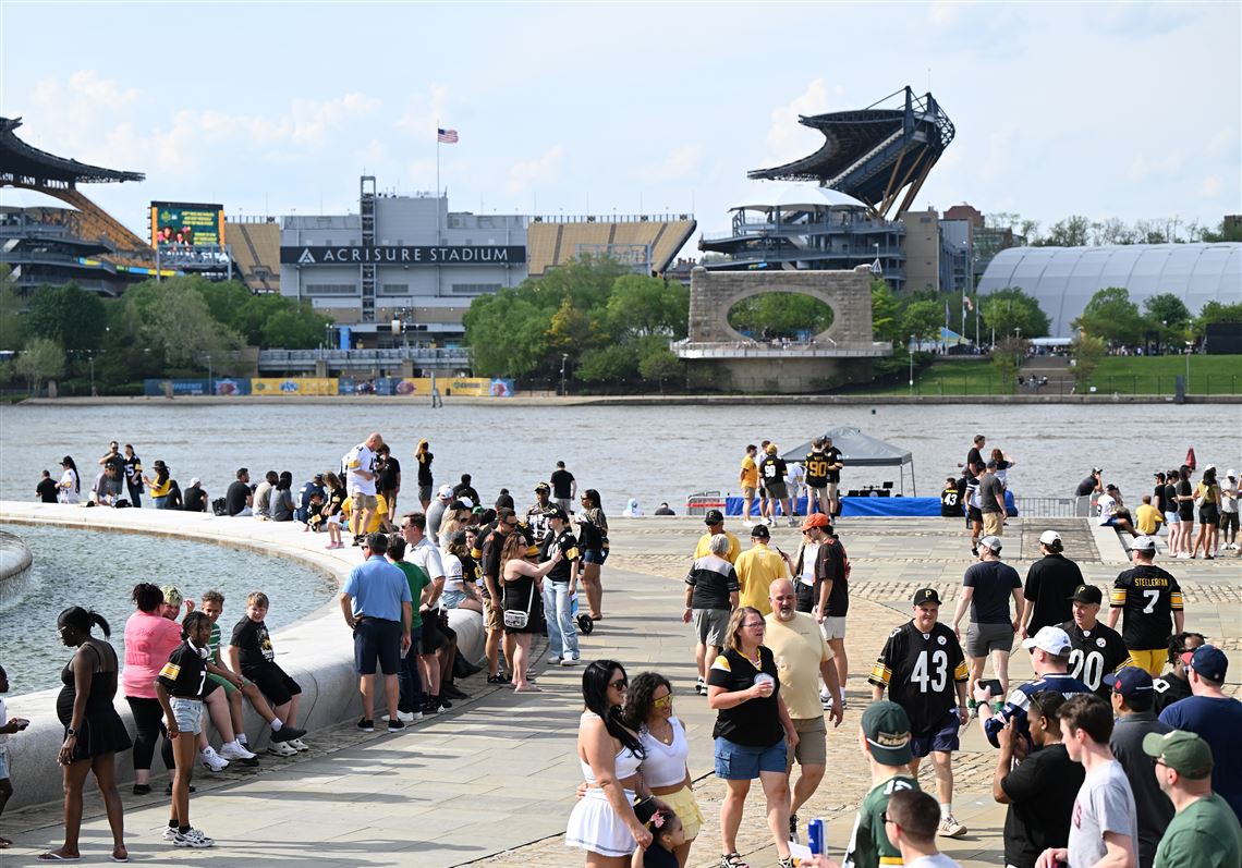 City touts long-term rewards of hosting NFL Draft even as some ...